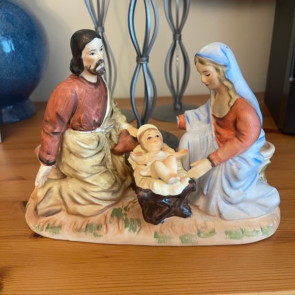 Lefton | Holiday | Lefton Vintage Holy Family Nativity Scene Figurine ...